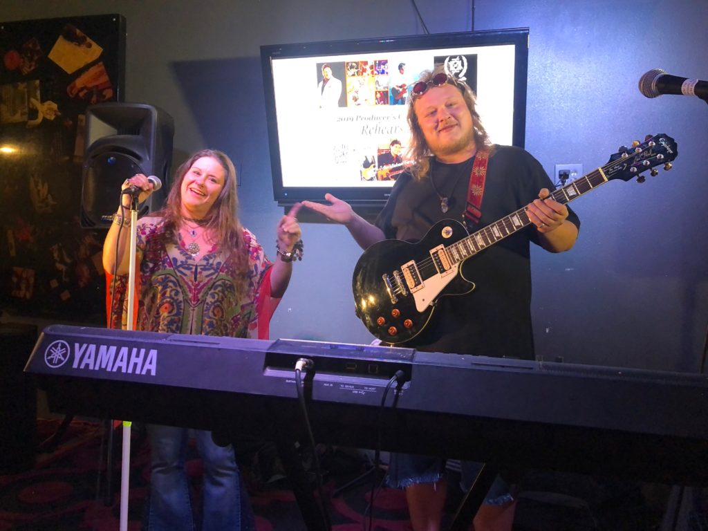 ActorsEntertainment.com ® | Gypsy Wagyn Multi-Award Winning Powerhouse Duo