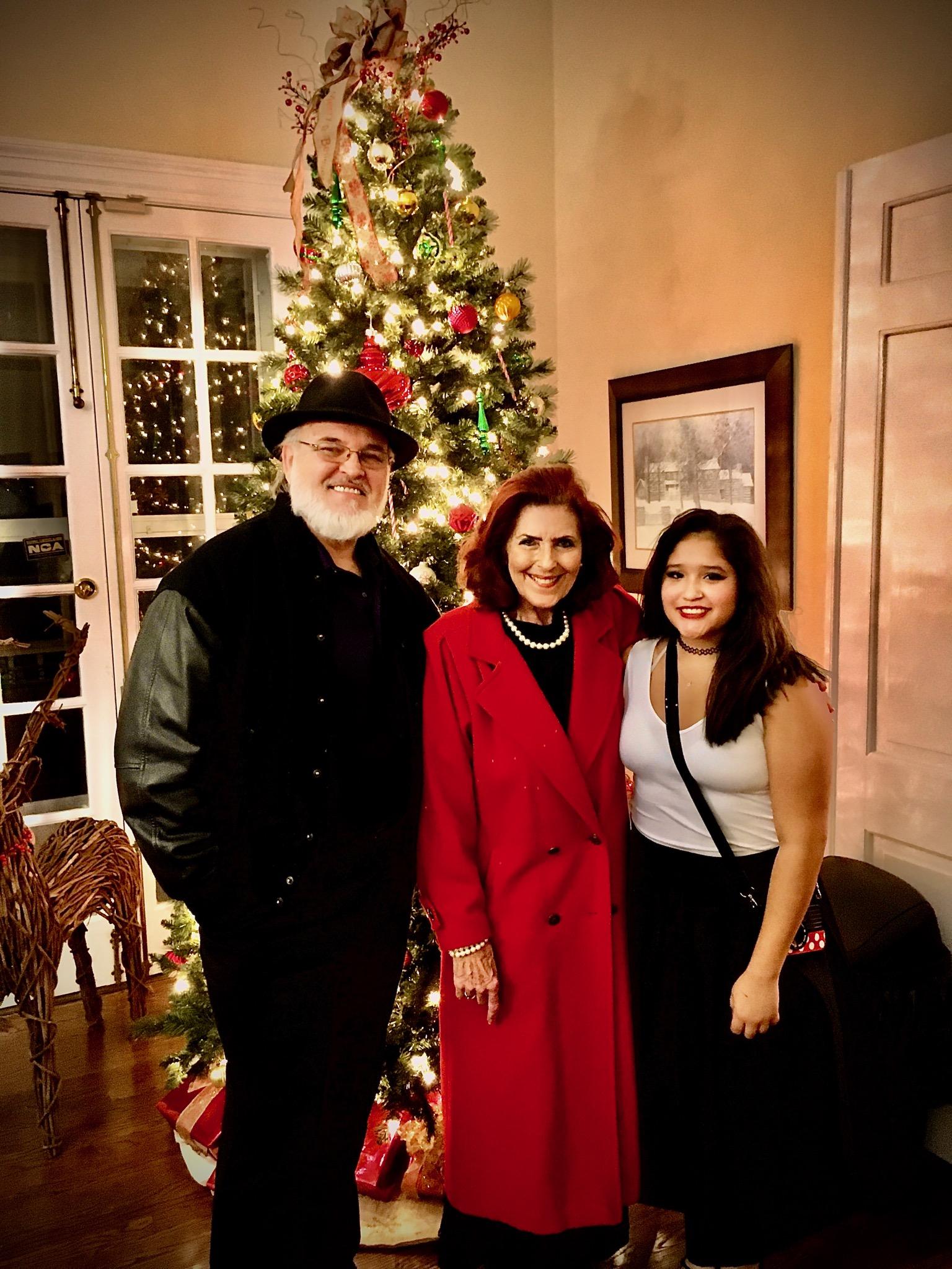 ActorsEntertainment.com ® | Teen Singer Maggie Perry on Sidebeat Music